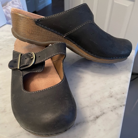Dansko | Shoes | Dansko 38 | Poshmark